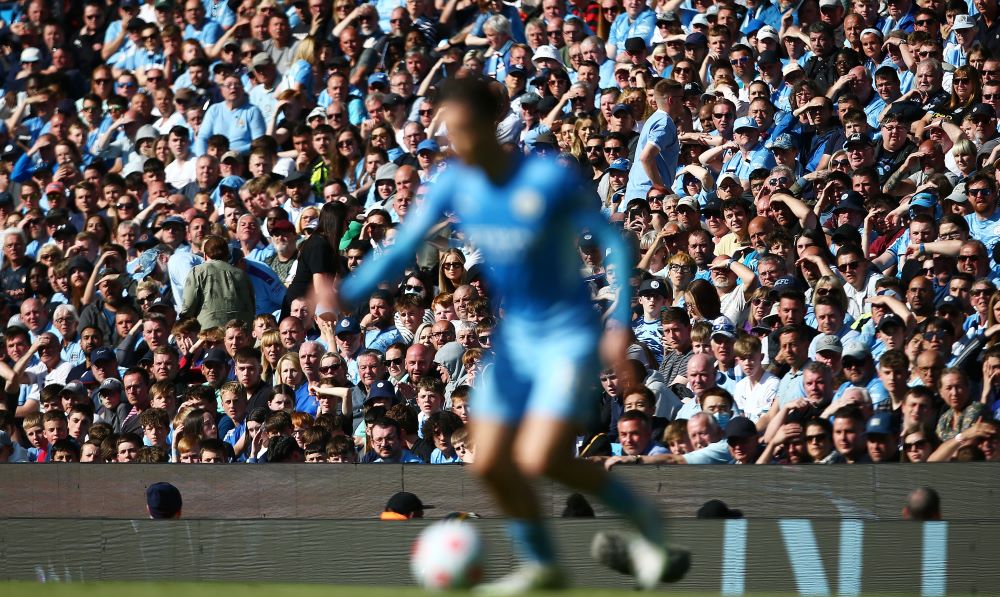 Octagon And Cisco Link Up To Create Mcfc Fan Scarf - Sport Industry Group